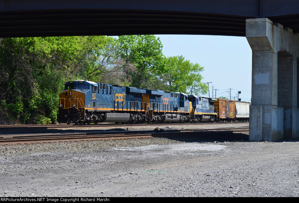 CSX 957
